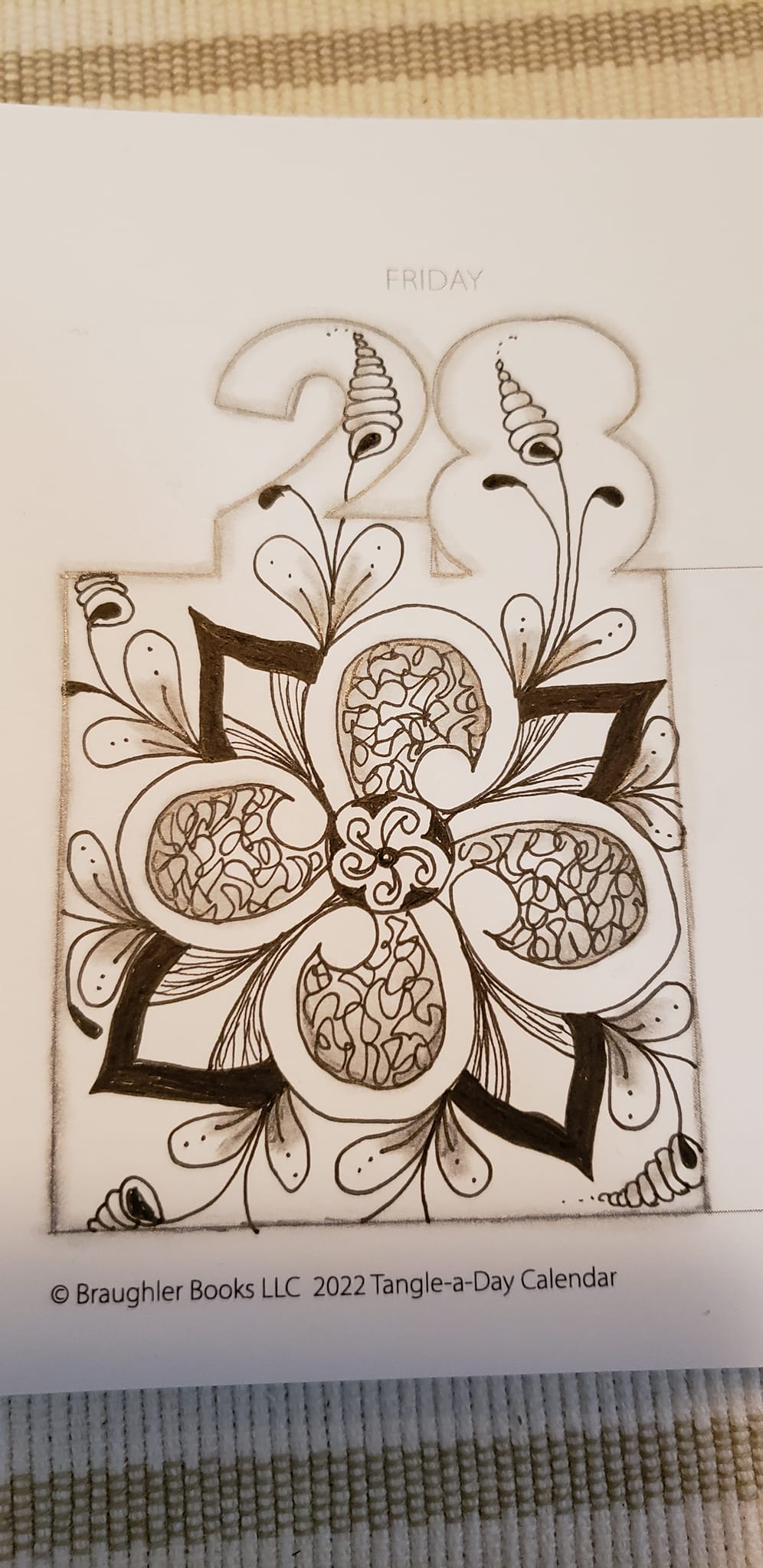 Spinning Mooka | Zentangle® Tangle Time Recap – Tangle Addicts